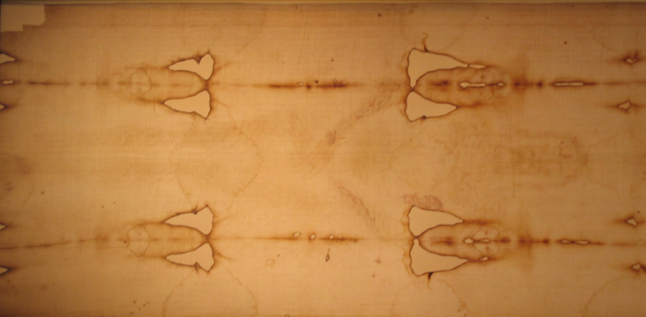 Le Saint Suaire de Turin, Objet d’histoire et d’archéologie